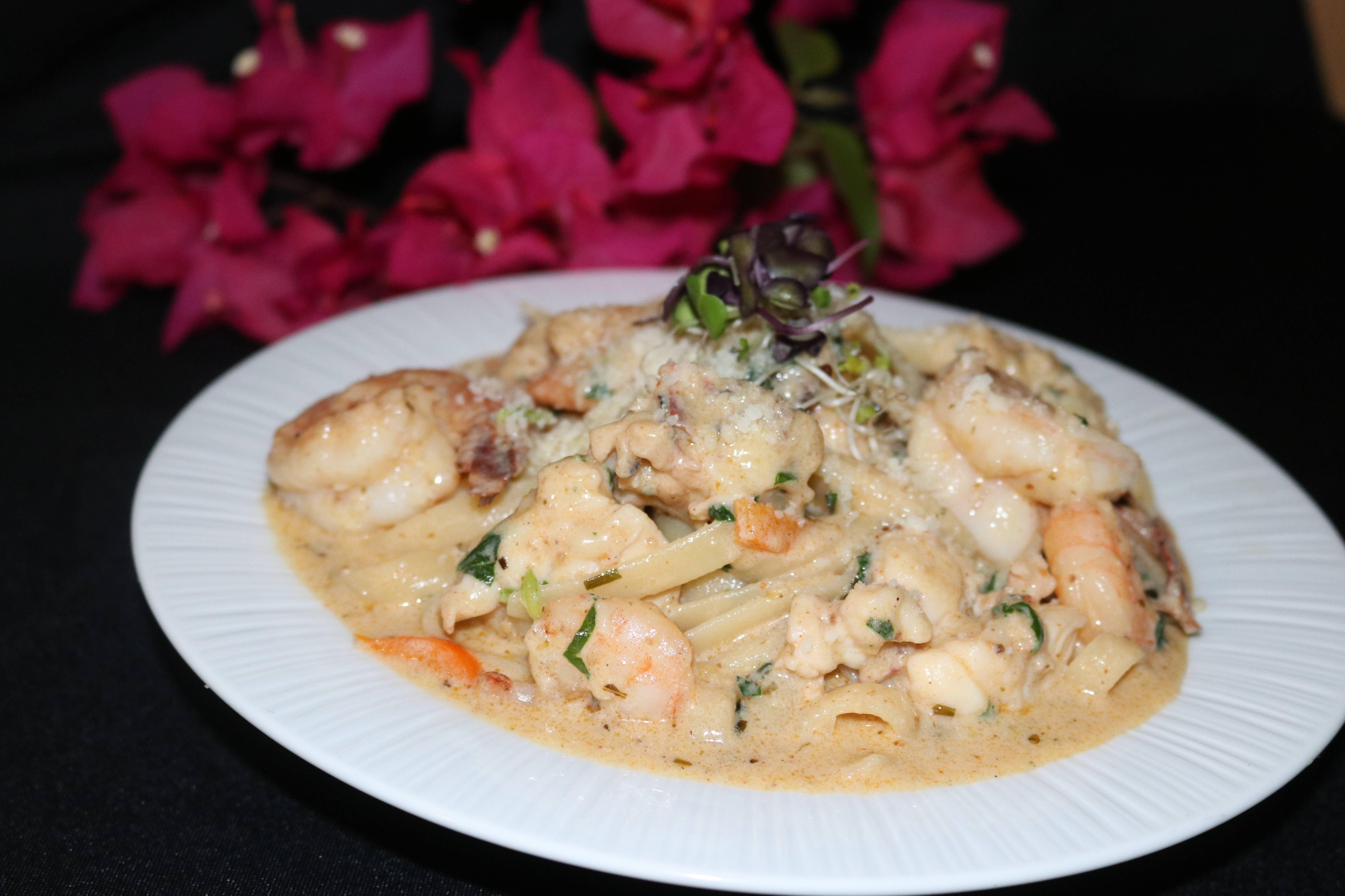 TUGA - Restaurant & Supper Club